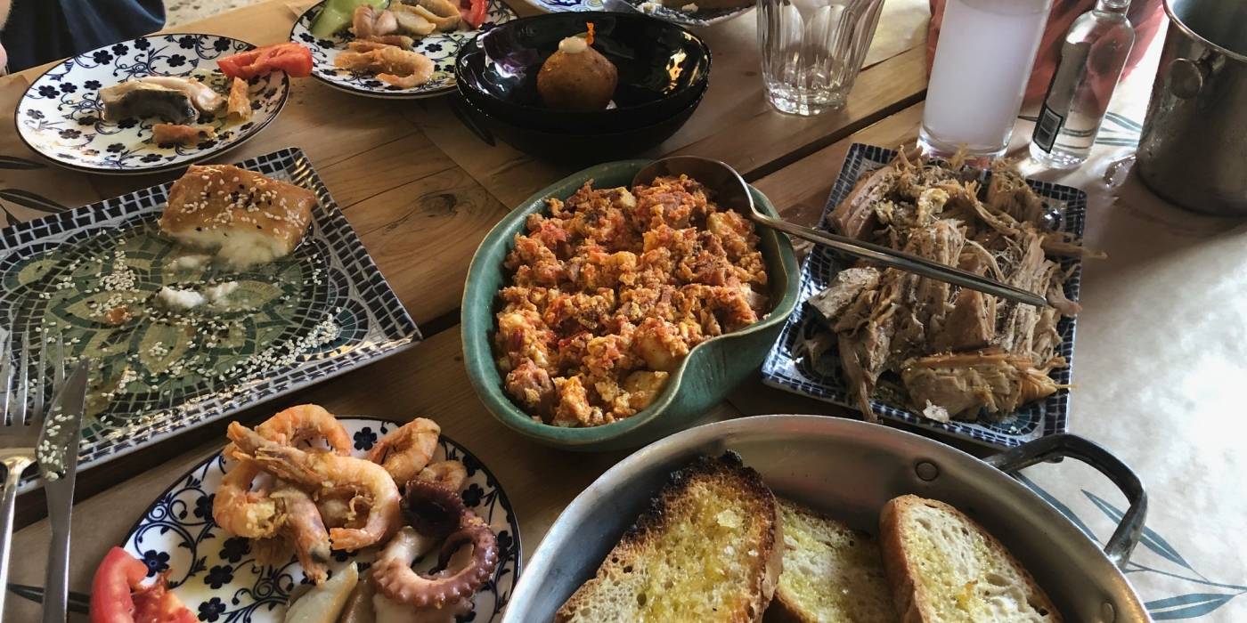 FOOD TOUR ΜΕ ΠΑΡΑΔΟΣΙΑΚΕΣ ΓΕΥΣΕΙΣ & ΓΕΥΣΙΓΝΩΣΙΑ ΕΛΑΙΟΛΑΔΟΥ ΣΤΗΝ ...